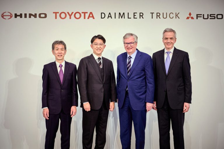 トヨタ、日野、ダイムラー、三菱ふそう統合の理由 | オートプルーブ - Auto Prove