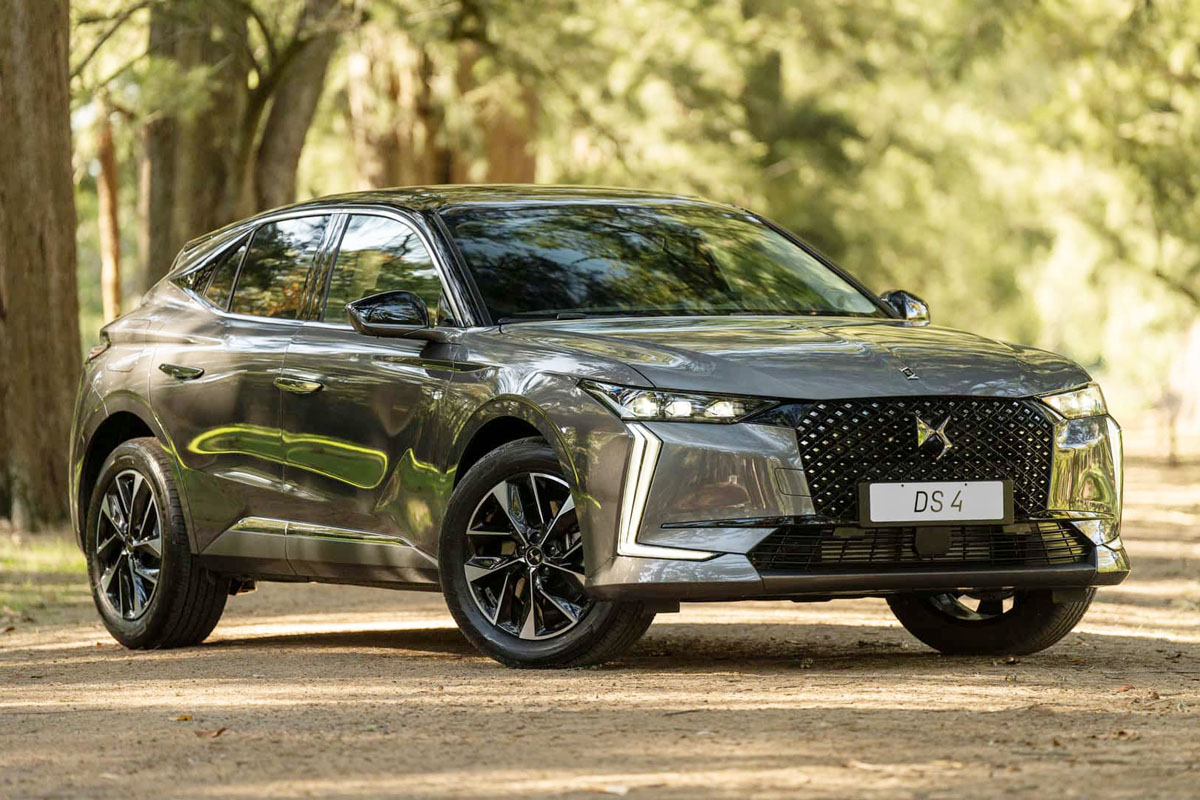 ステランティス プレミアムブランドDS4とDS7に新たな「ETOILE」と「PALLAS」グレードが誕生 | オートプルーブ - Auto Prove