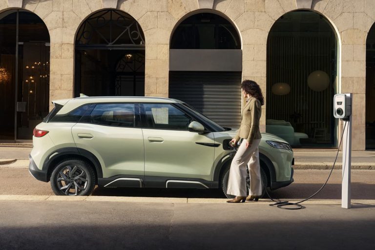 BYD コンパクトEV「ATTO2」の全貌が見えた | オートプルーブ - Auto Prove