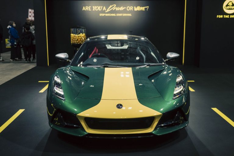 F1レジェンドが蘇る！ロータスが捧げる最強エミーラ・クラーク 世界限定60台 | オートプルーブ - Auto Prove